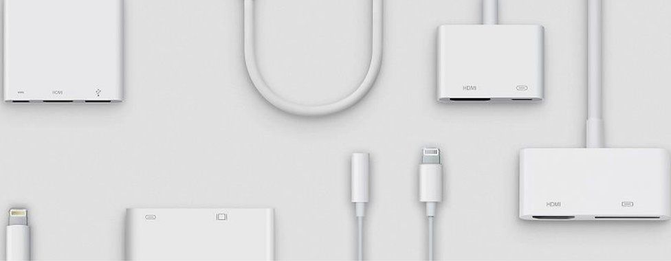 Discussing the dongles - BBC News