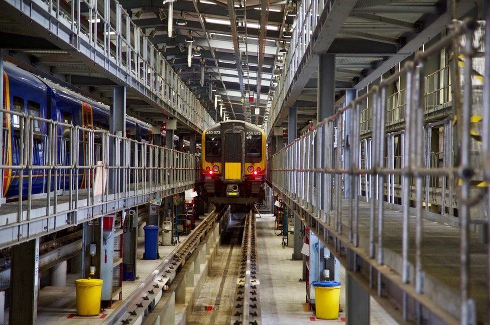 Your pictures on the theme of 'straight lines' - BBC News