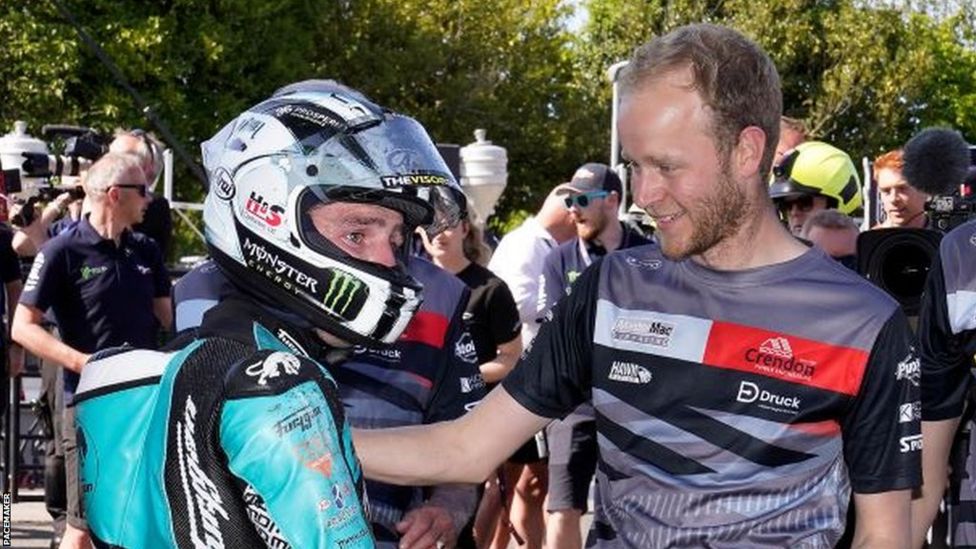 Isle of Man TT: Michael Dunlop happy to 'prove the doubters wrong' with Superbike win - BBC Sport
