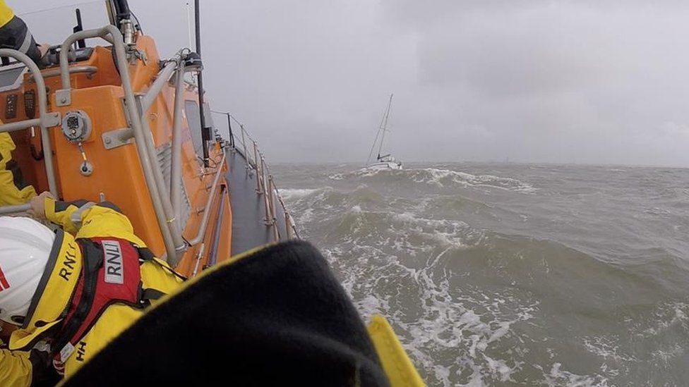 Blackpool yacht rescue: Pair towed to safety in sudden storm - BBC News
