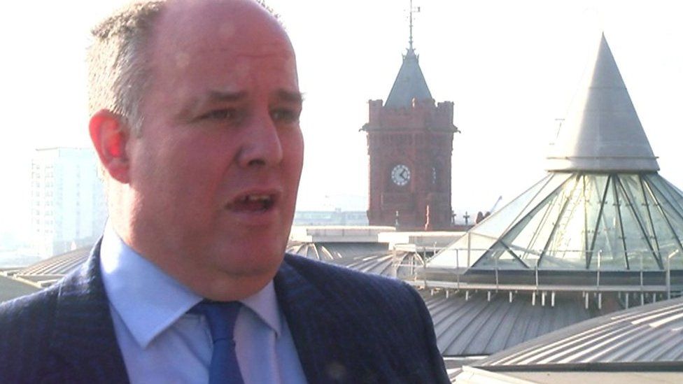 Say sorry for Brexit economy warnings, says Andrew RT Davies - BBC News