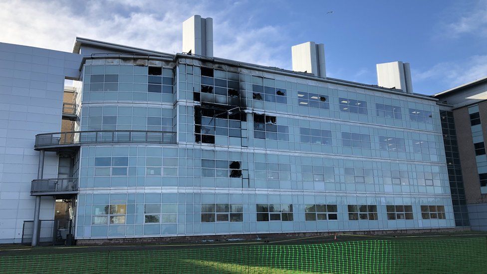 Fire at St Andrews University science building 'was accidental' - BBC News
