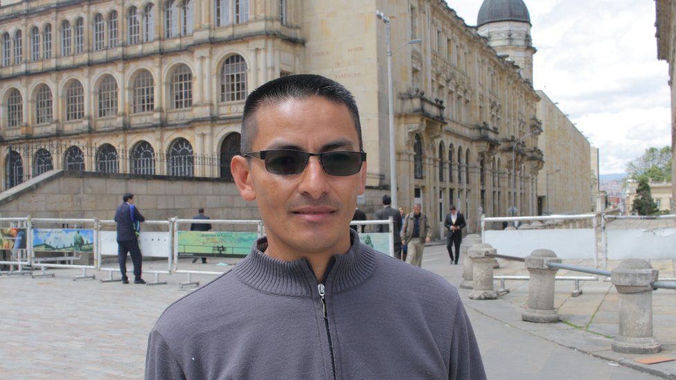 Colombia peace deal: Does it signal a new start? - BBC News