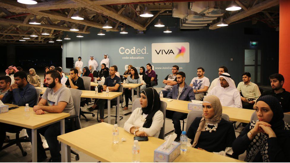 Silicon Desert: Can Kuwait move from oil to entrepreneurs? - BBC News