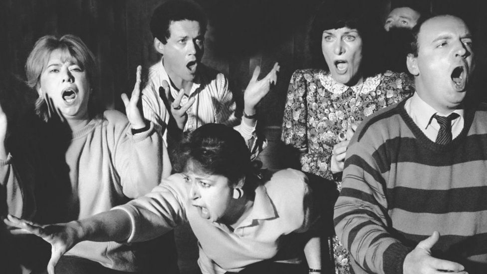 Photographer David Hurn on cracking Instagram in his 80s - BBC News