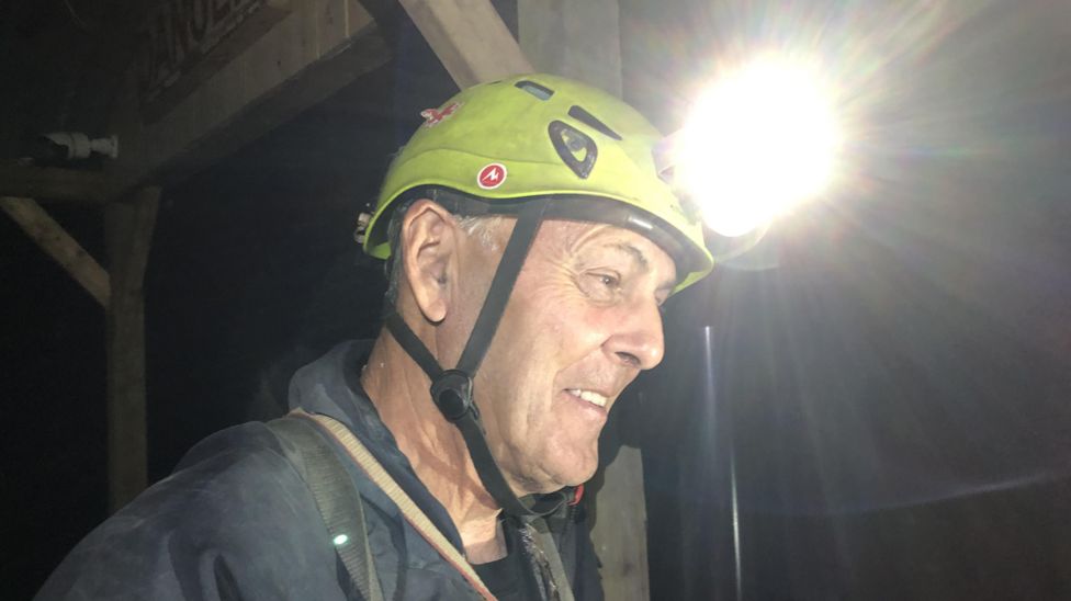 Going underground for the world's deepest sleep - BBC News