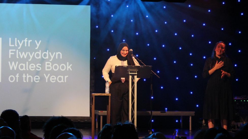 Noson Wobrwyo Llyfr y Flwyddyn 2023 - BBC Cymru Fyw