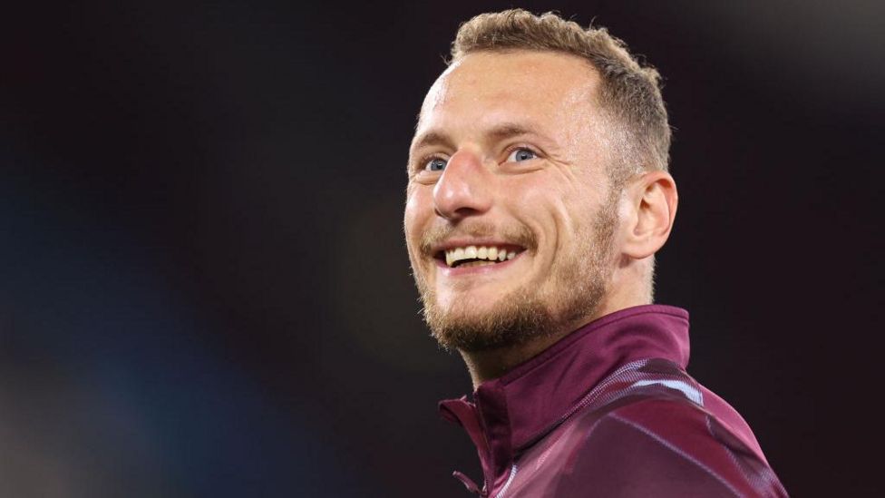 West Ham: 'We are trying to build momentum' - BBC Sport