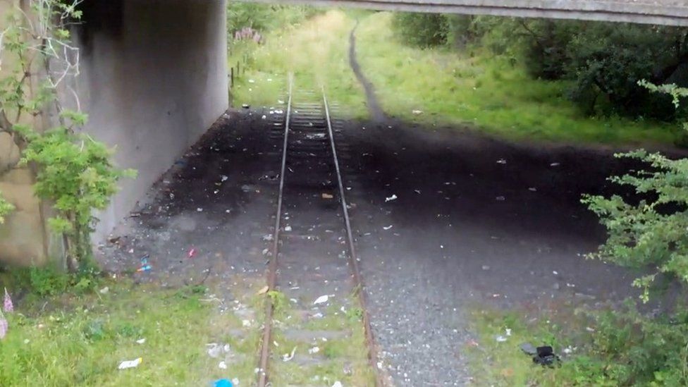 Levenmouth rail link to reopen in £70m project - BBC News