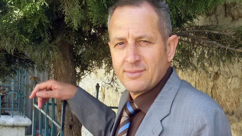 Seeking the football champions divided by war - BBC News