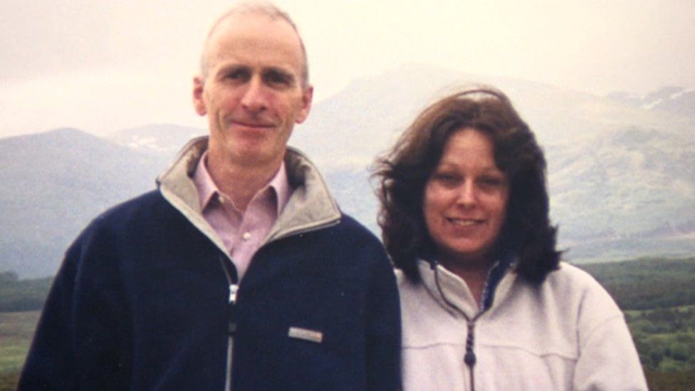 West Mercia Police probe woman's Telford hospital death - BBC News