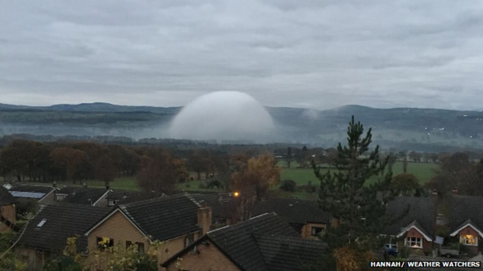 Unusual 'fog dome' spotted - BBC Weather