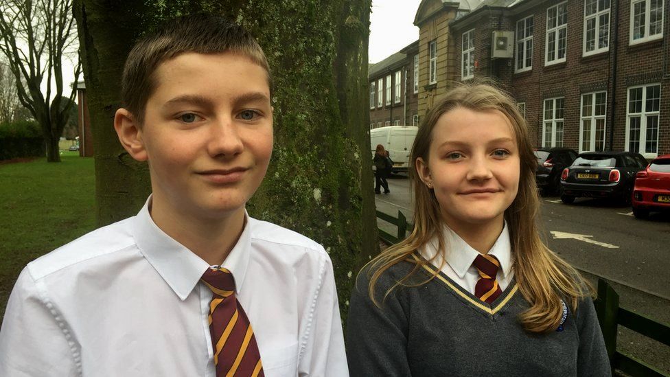 Helping teenagers beat the blues - BBC News