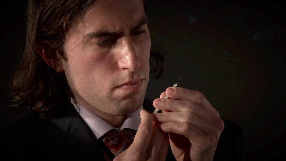 Biohacker Aaron Traywick found dead in a spa - BBC News