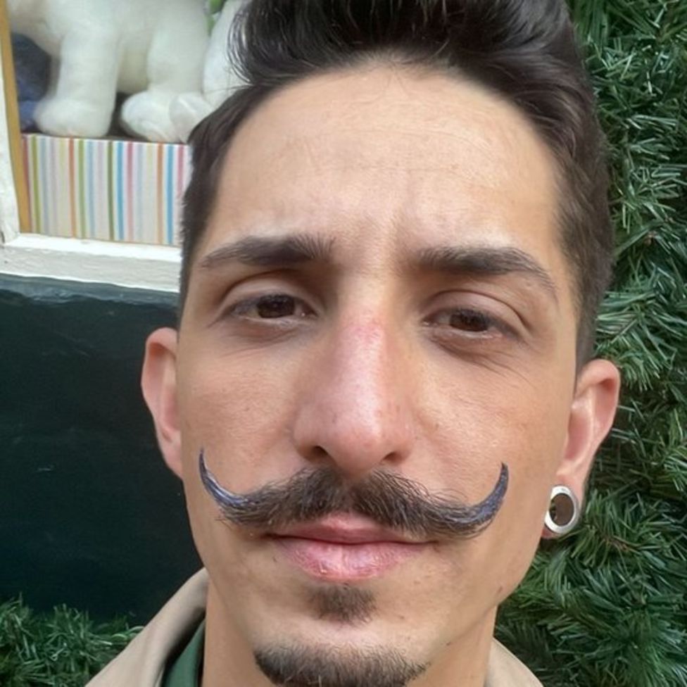 Seth Martin: York River Ouse search launched for missing man - BBC News