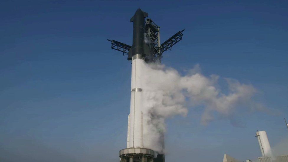 SpaceX prepares to launch world's largest rocket... again - BBC Newsround