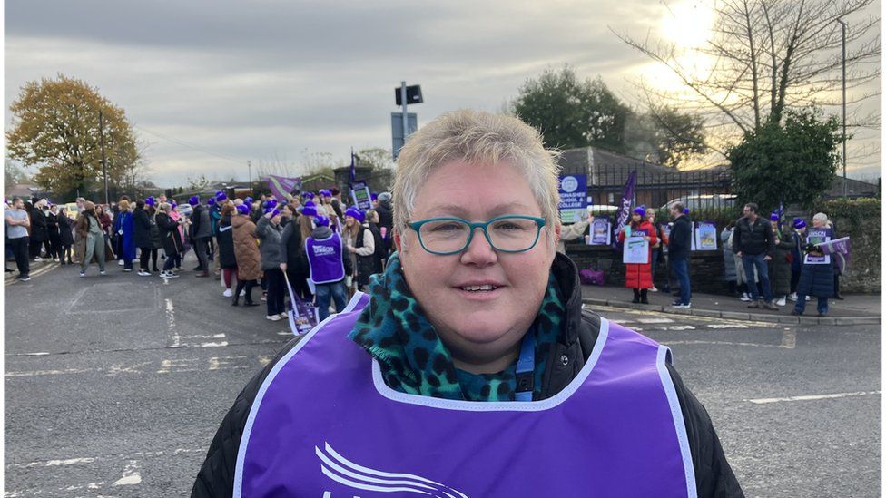 School strikes: Closures and disruption as non-teaching staff walk out ...