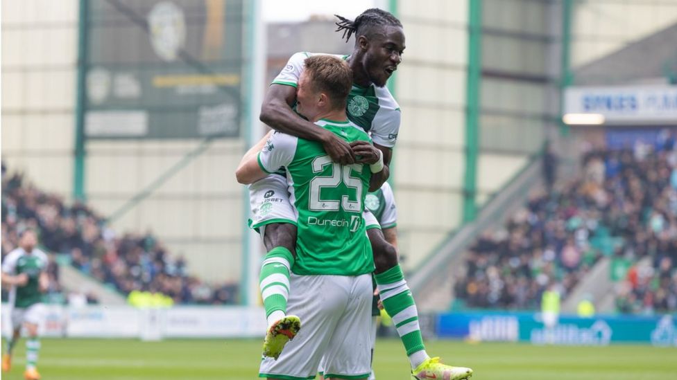 Hibernian 2-1 St Mirren: Hibs take step towards Europe with win - BBC Sport