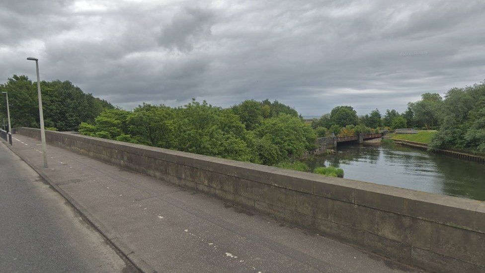 Five Fife bridges strengthened in £7m project - BBC News