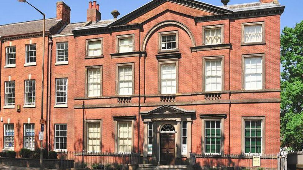 Derby museum gets £71,000 government grant for improvements - BBC News