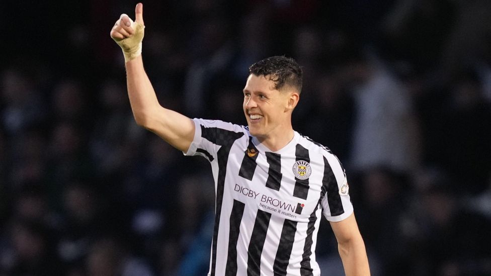 Fleetwood Town sign James Bolton from St Mirren and former Everton ...