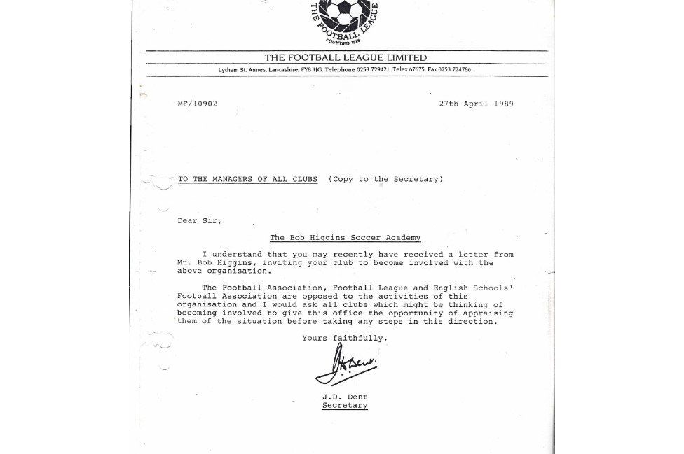 Clubs warned about ex-Southampton football coach accused of abuse - BBC ...