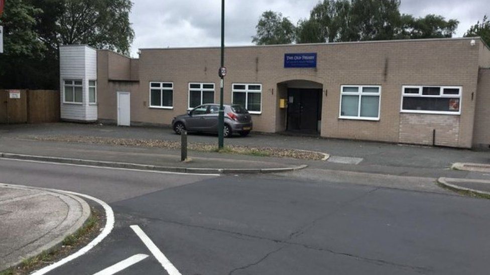 Nottingham friary site homeless centre approved for second time - BBC News