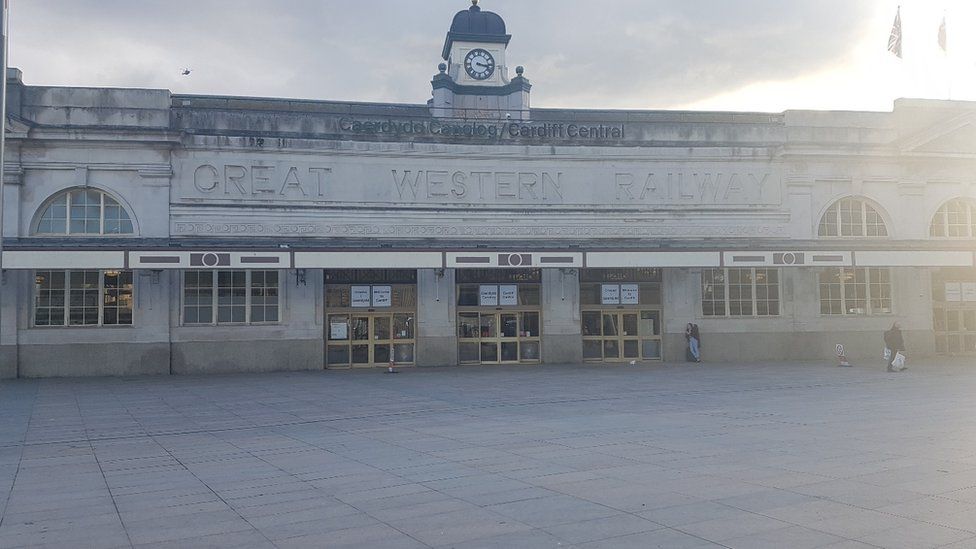 Dreifio? Dim diolch! - BBC Cymru Fyw