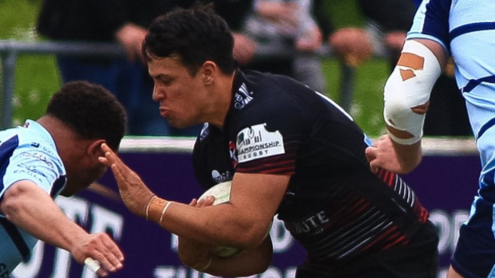 James Fender: Cornish Pirates bring in Ospreys lock on loan - BBC Sport