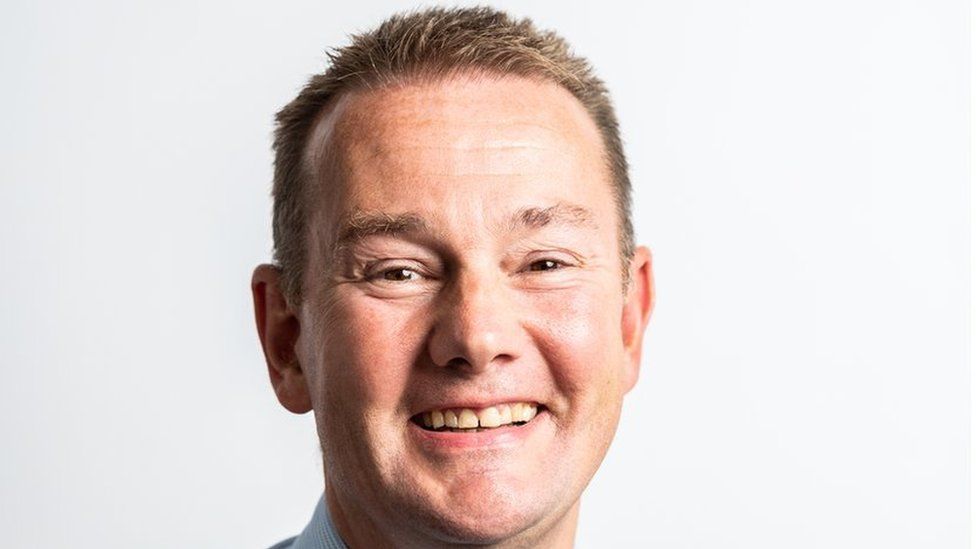 Hospitality firms face 'perfect storm' this winter - BBC News