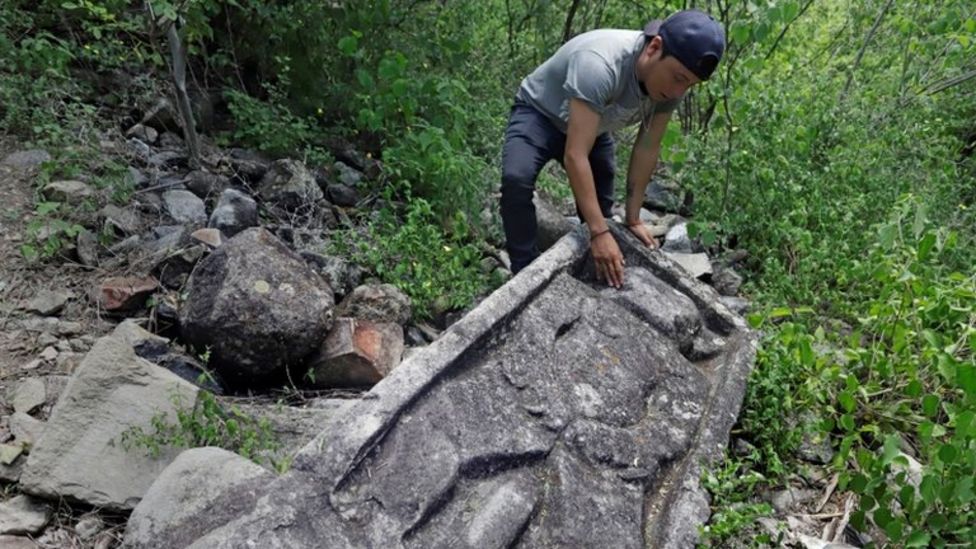 Aztec skull tower: Archaeologists unearth new sections in Mexico City ...