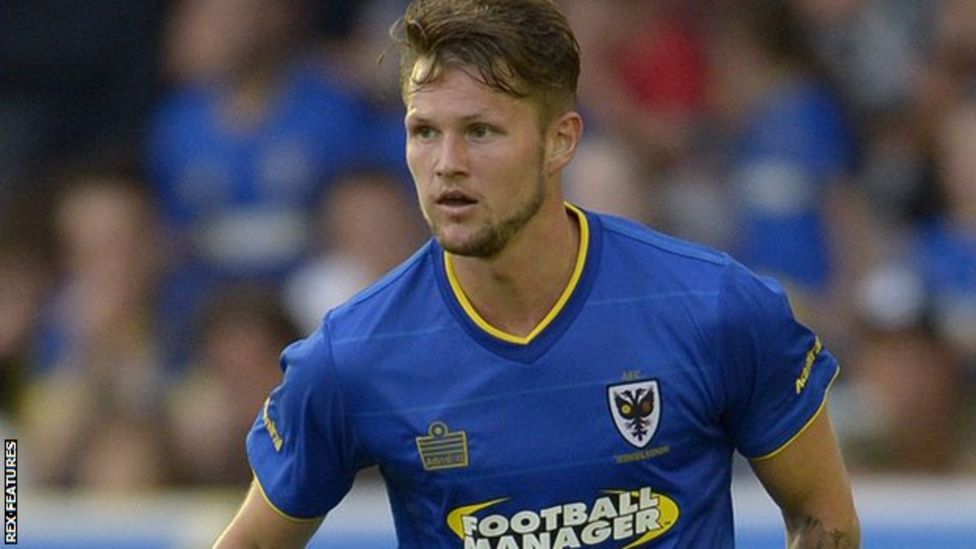 Jake Reeves: AFC Wimbledon midfielder signs new contract - BBC Sport