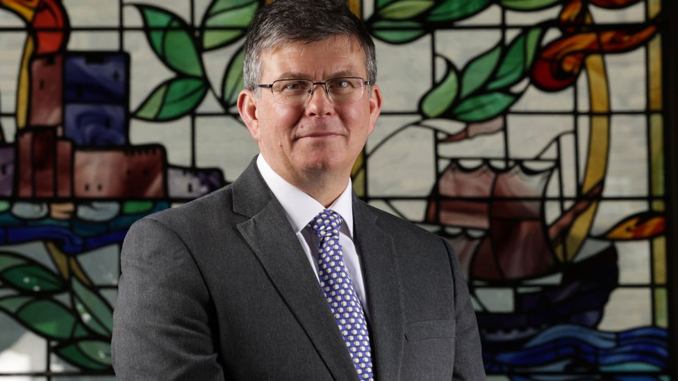 Presbyterian Church says position on women ministers unchanged - BBC News