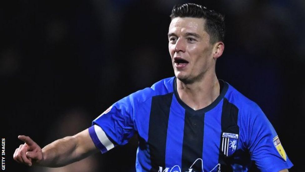 Callum Reilly: AFC Wimbledon sign midfielder after Gillingham exit ...
