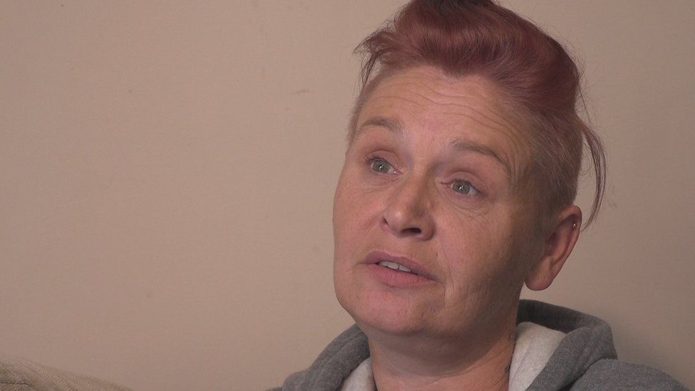 Glen Parva youth prison rapped over bullied inmate death - BBC News