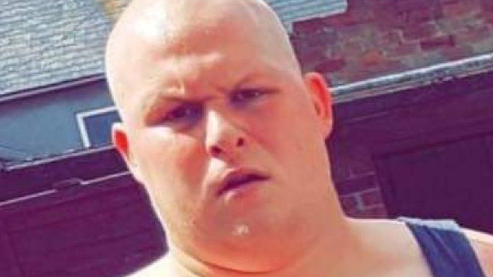 Lance Martin: Derby street row stabbing woman guilty of murder - BBC News