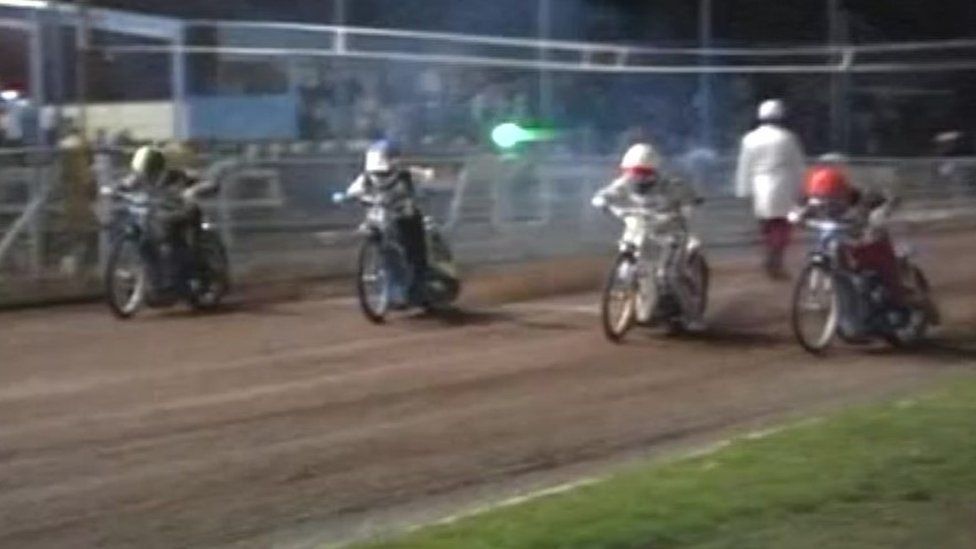 Revived Reading speedway team announces first fixture - BBC News