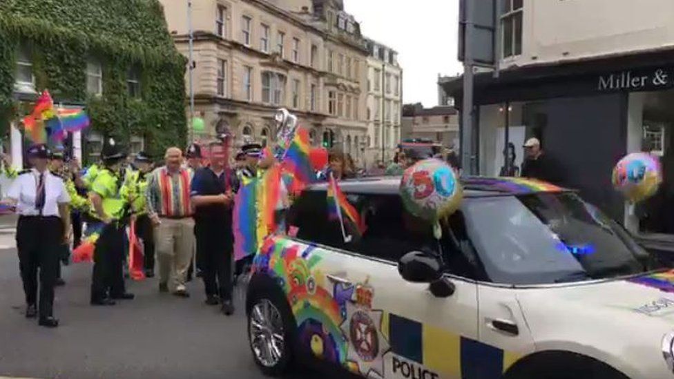 Revellers celebrate 10th Swindon and Wiltshire Pride - BBC News