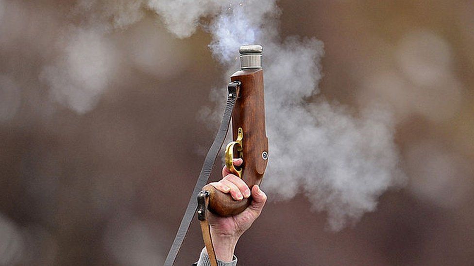 Is this a smoking gun and other Trump Jr questions - BBC News