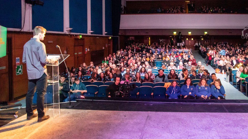 Lluniau: Eisteddfod Ffermwyr Ifanc Cymru - BBC Cymru Fyw