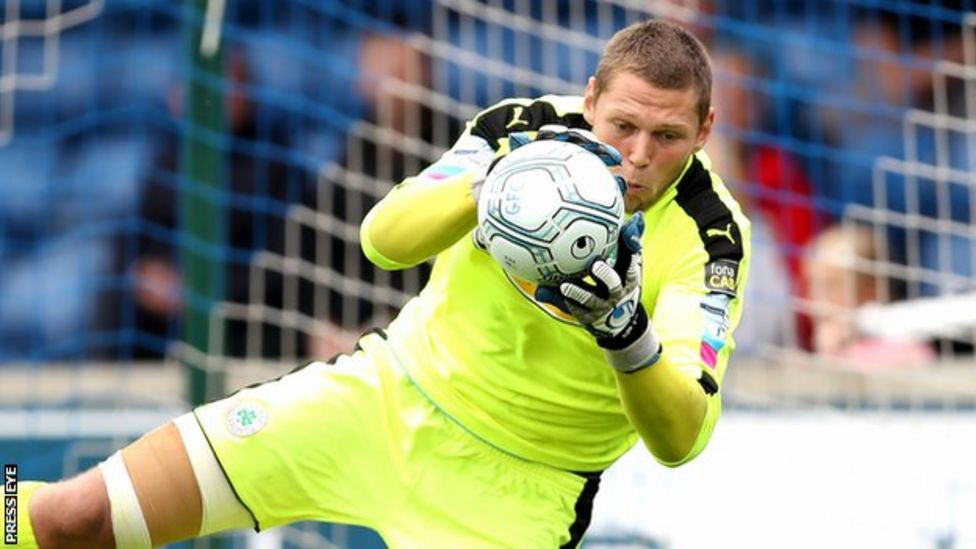 Goalkeeper Jason Mooney joins Ards from Cliftonville - BBC Sport