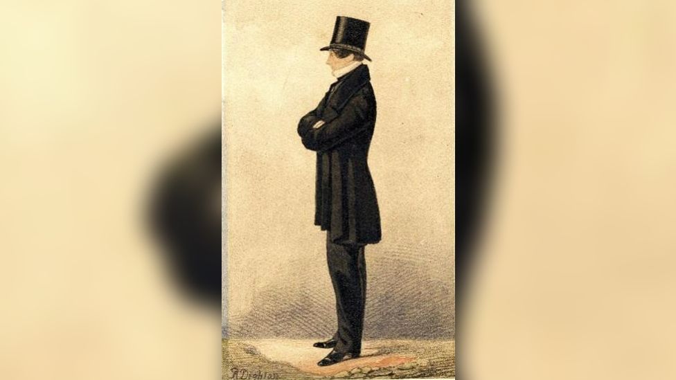 Exhibition reveals reclusive life of Phantom of the Opera duke - BBC News
