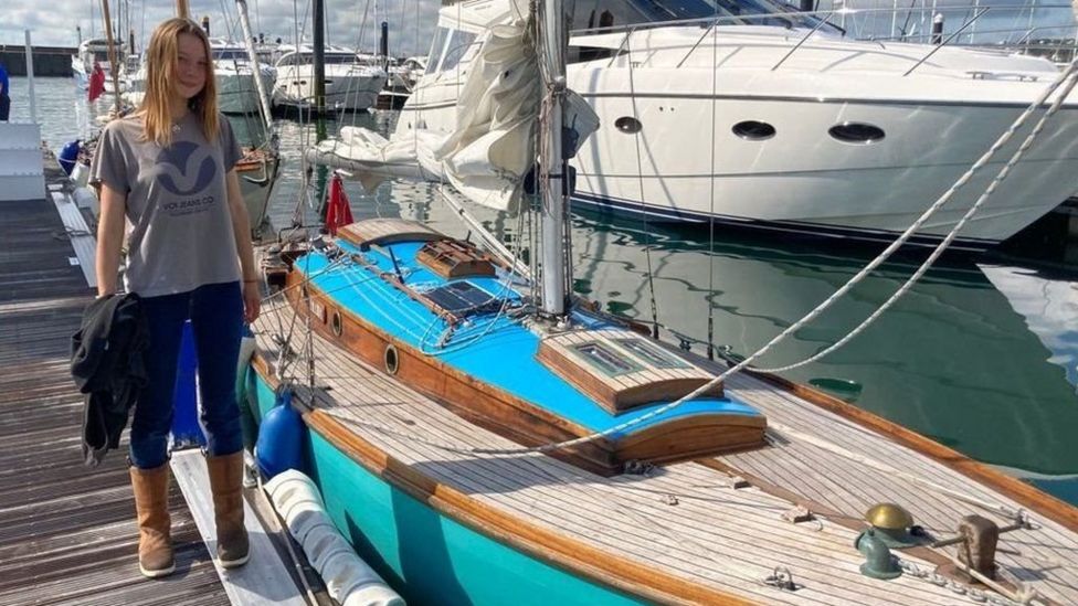Sailing around Britain: Katie hopes for 'youngest' record - BBC Newsround