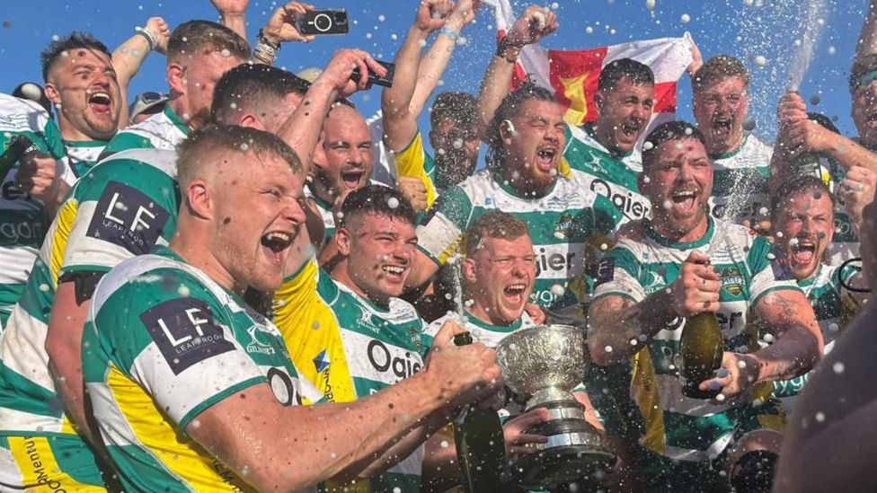 2024 Siam Cup: Guernsey beat Jersey to win men's & women's titles - BBC ...