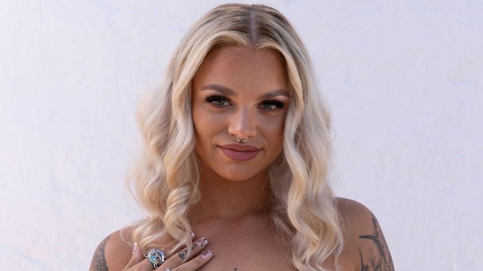 I Kissed A Girl: Reality TV dating isn't for me, says Lailah - BBC News