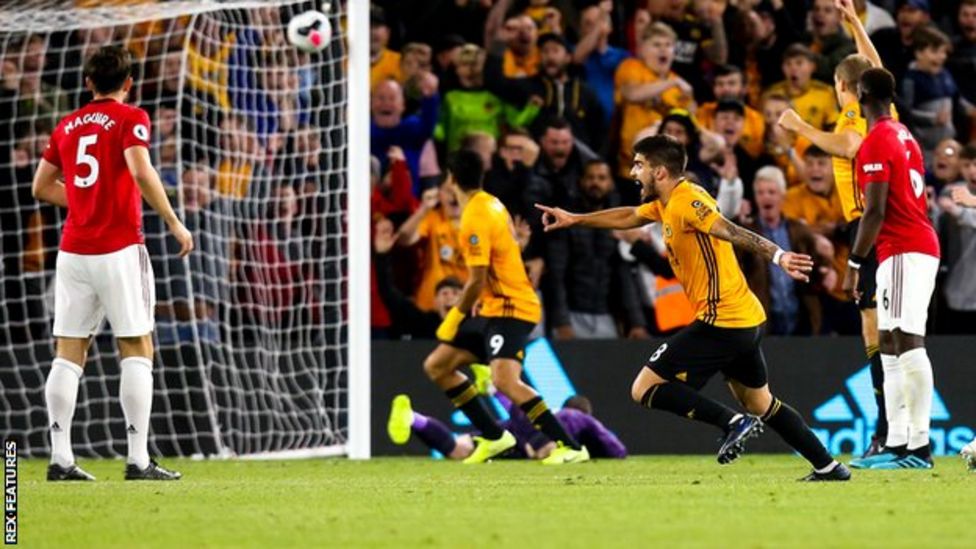 Wolves 1-1 Man Utd: Paul Pogba misses penalty at Molineux - BBC Sport