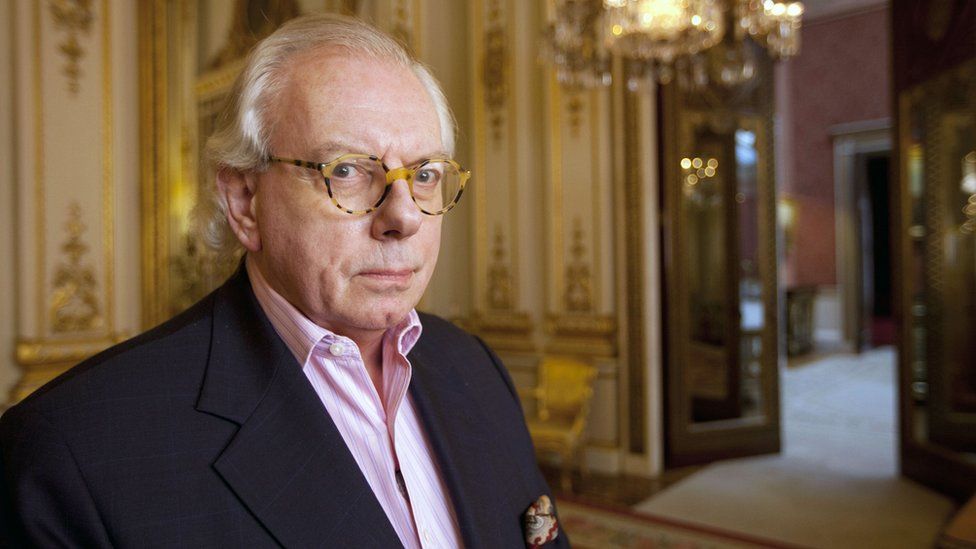 Cambridge University David Starkey video removed amid racism row - BBC News