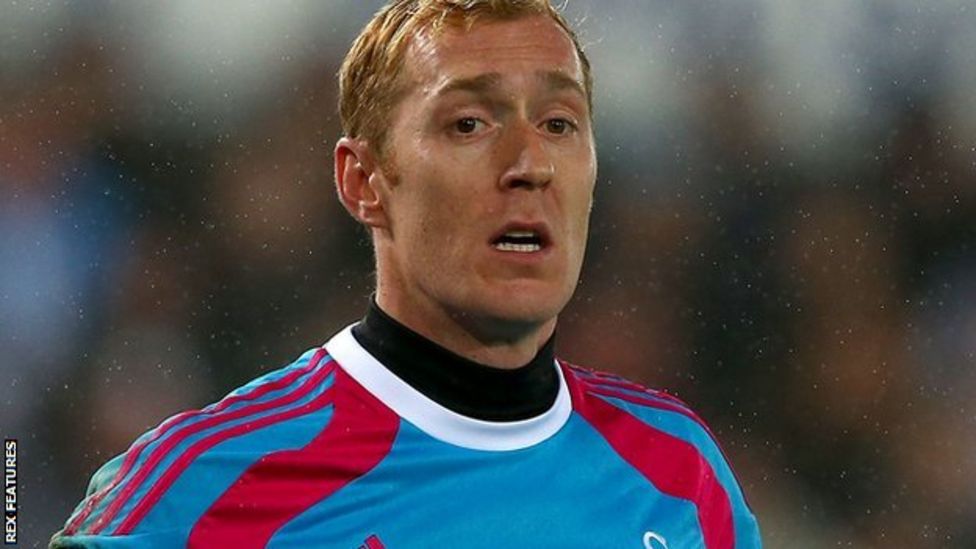 Swansea goalkeeper Tremmel joins Werder Bremen on loan - BBC Sport