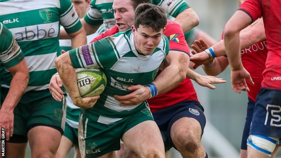 Rugby Union: Guernsey Raiders lose out to East Grinstead - BBC Sport