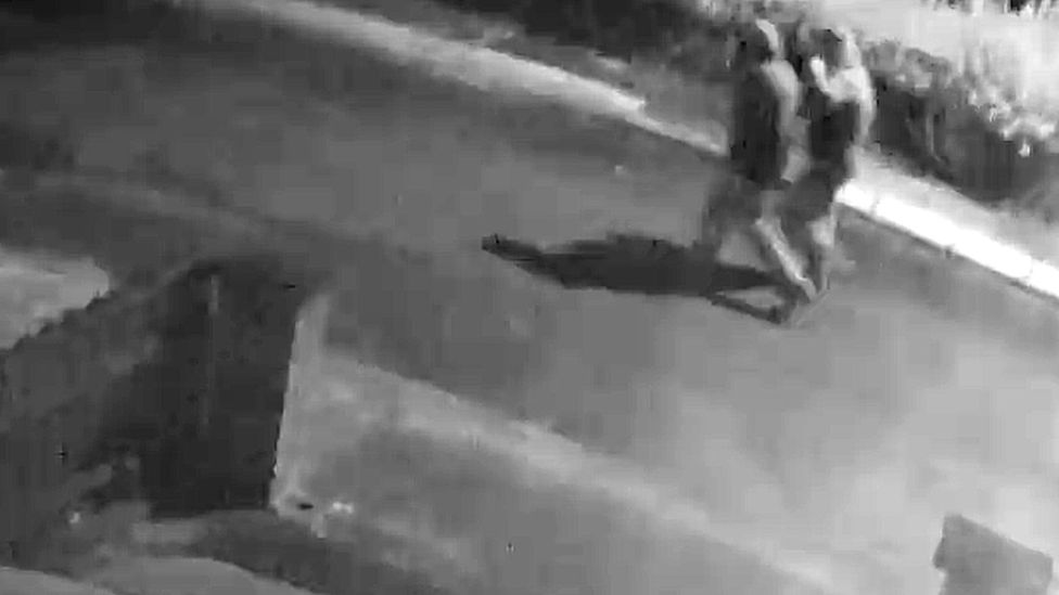 Michael Kerr murder: Reward for information increased to £20,000 - BBC News